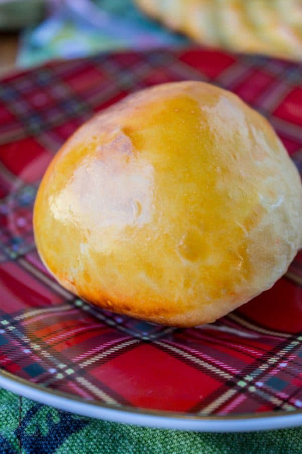 How to Make Golden Santa Bread (Tutorial) - The Food Charlatan