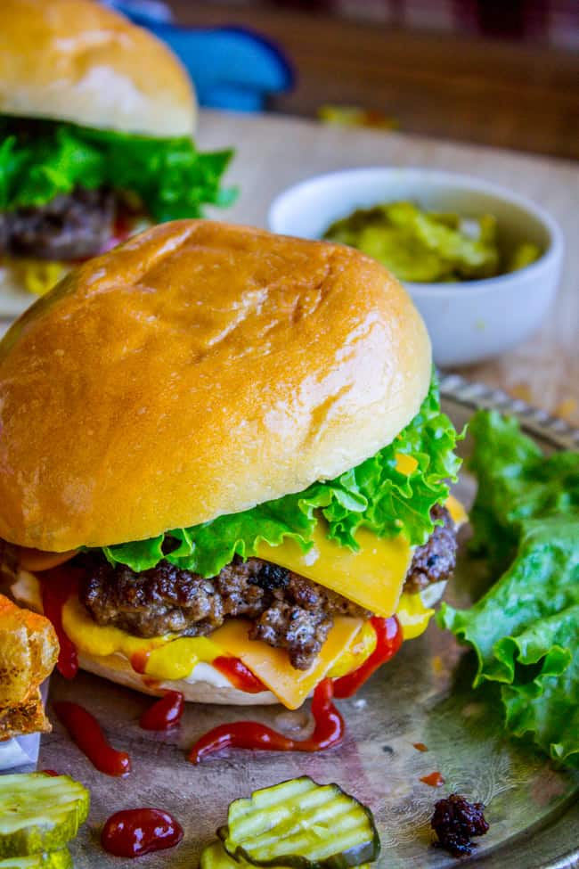 Smash Burgers (Cast Iron Burgers) - The Food Charlatan