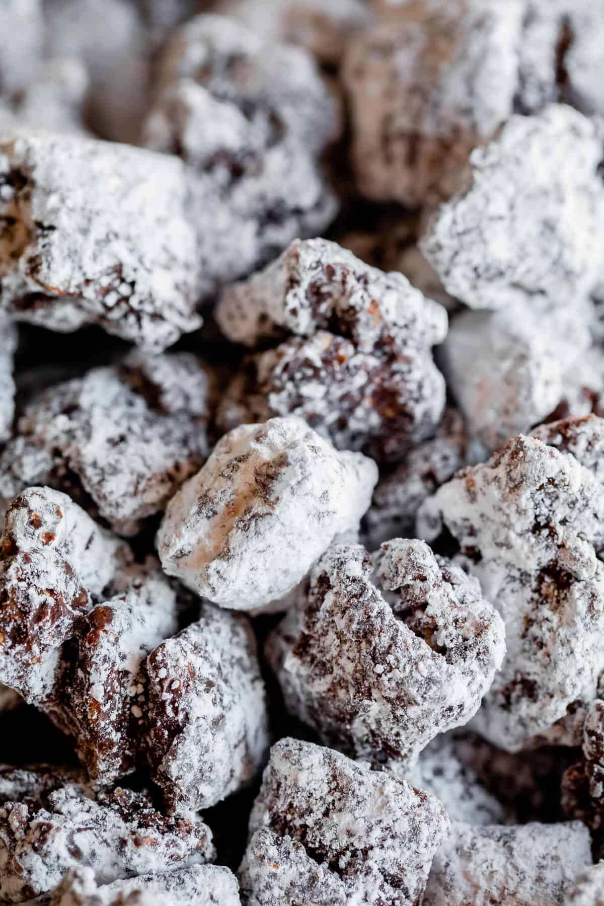 Muddy Buddy Recipe (Puppy Chow) - The Food Charlatan