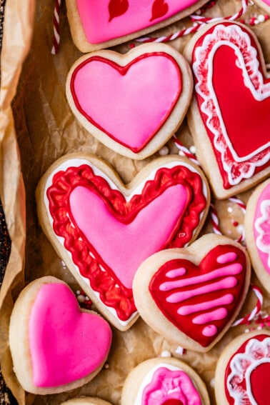 Royal Icing Recipe for Beginners (its TASTY!) - The Food Charlatan