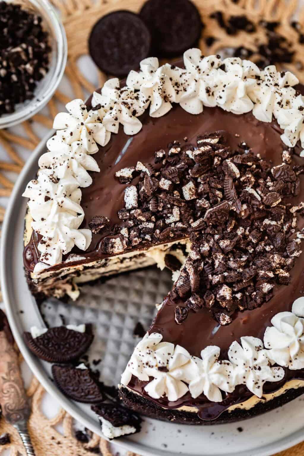 63 Oreo Cheesecake Recipe - The Food Charlatan